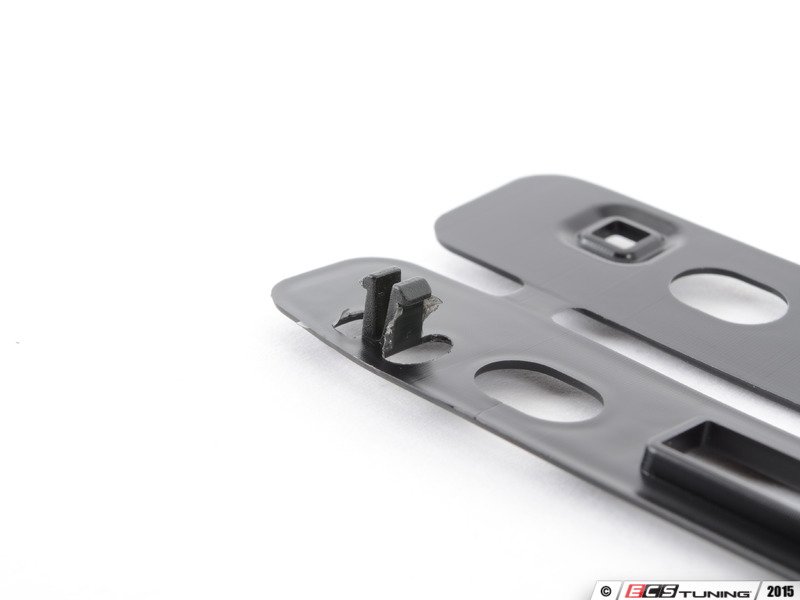 Genuine Mercedes Benz - 2218890695 - INTERMEDIATE