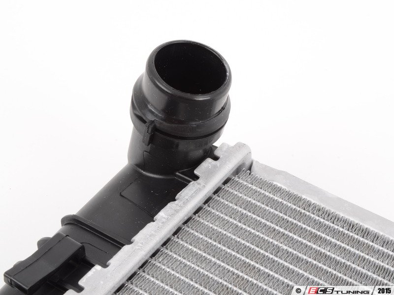 Genuine BMW - 17118623369 - radiator (17-11-8-623-369)