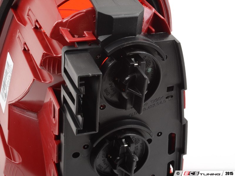 Genuine MINI - 63217255913 - Rear Taillight - Left (63-21-7-255-913)