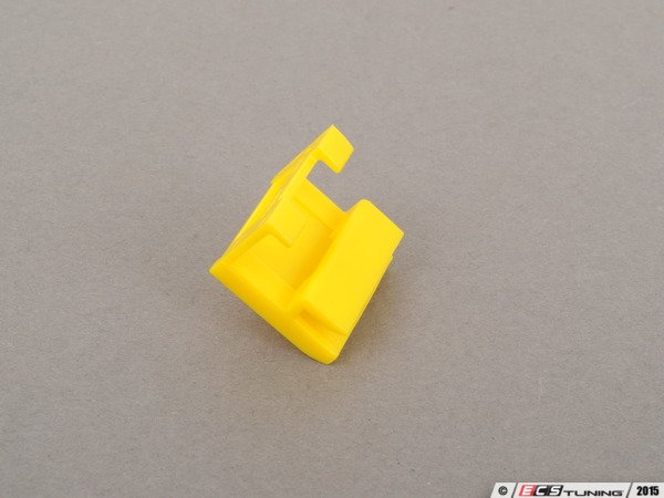 Vaico - 51717066220 - Rocker Cover Clip - Priced Each