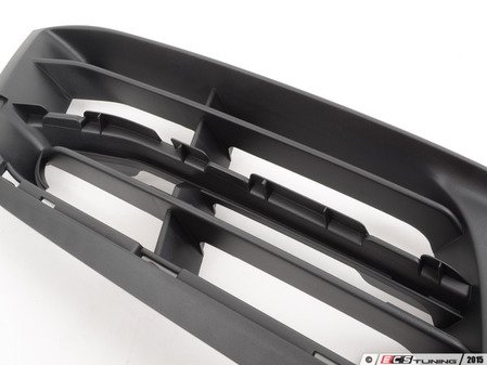 Genuine BMW - 51117331732 - GRILL, AIR INTAKE, OPEN, RIG (51-11-7-331-732)