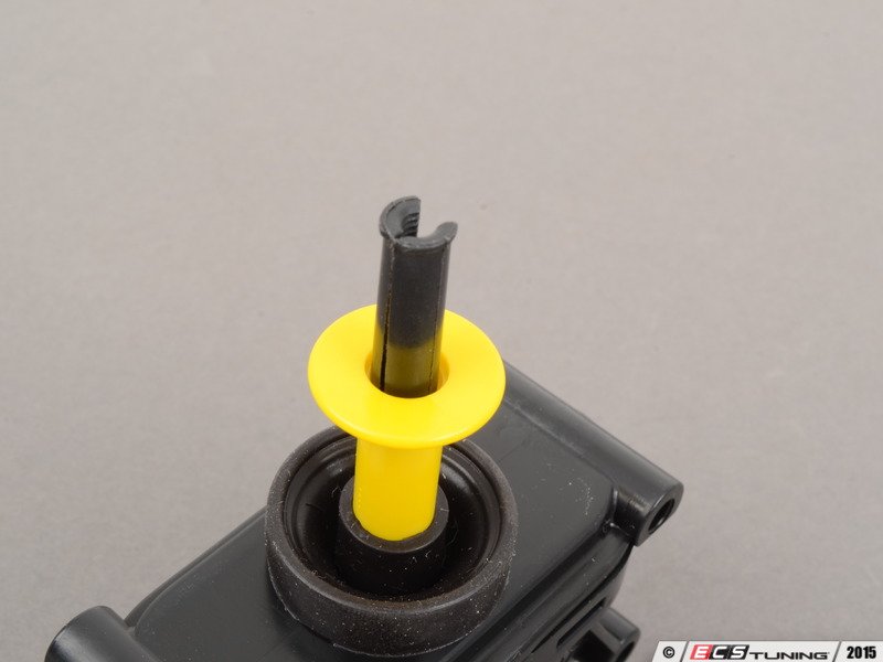 Genuine Mercedes Benz - 0008008075 - VACUUM ELEME