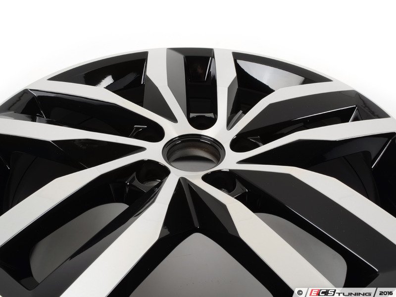 Genuine Volkswagen Audi - 5G0601025BTFZZ - 17" Madrid - Priced Each ...