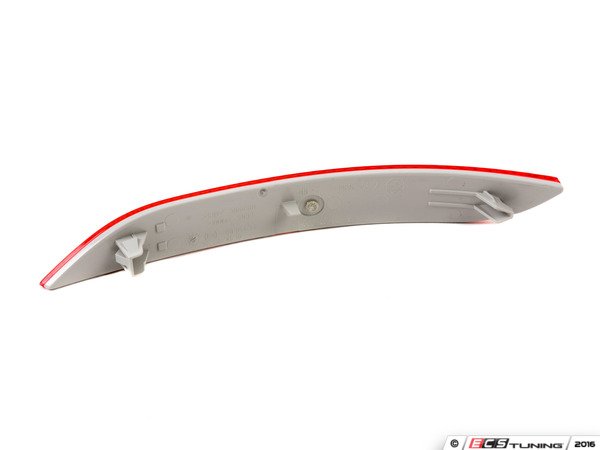 Genuine BMW - 63147314884 - E84 X1 Reflector - Bumper Cover (Red) (63 ...
