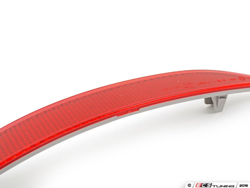 Genuine BMW - 63147314884 - E84 X1 Reflector - Bumper Cover (Red) (63 ...