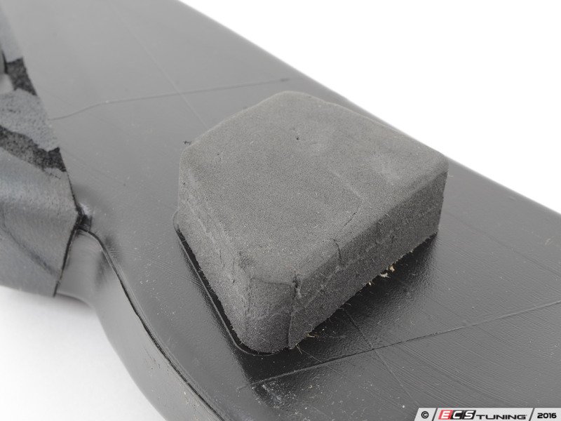 Genuine BMW - 64227032954 - Air Duct - Rear Compart. Air Cond. - Right ...