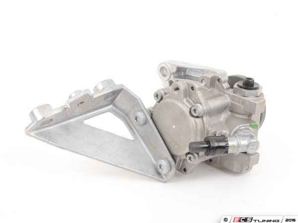 LUK - 32416777321 - Power Steering Pump - Remanufactured