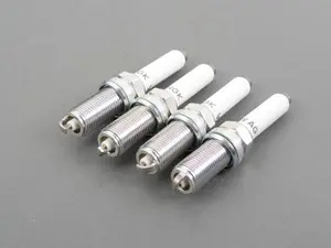 Genuine Volkswagen Audi - 06K103495BL - Oil Separator/PCV Valve (06K ...