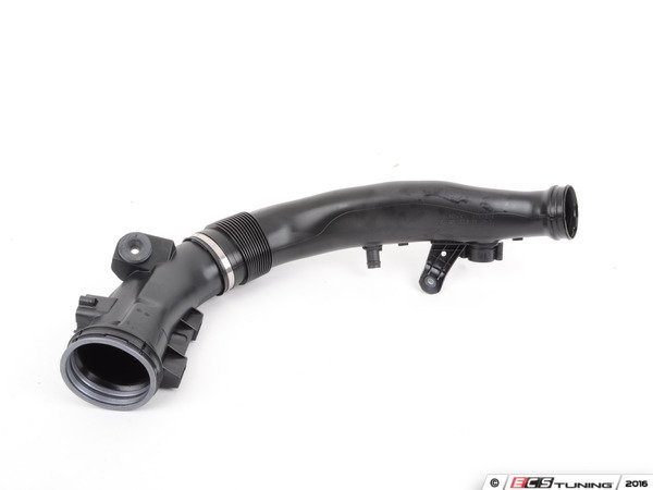 Genuine BMW - 13717583726 - Air Duct (13-71-7-583-726)