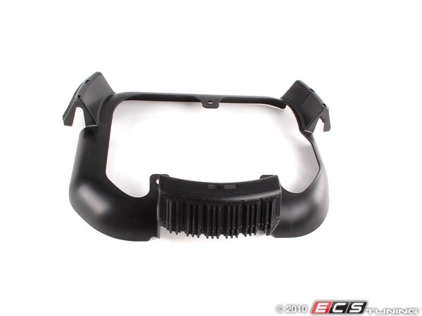 Genuine BMW - 51713402101 - CENTER. RING (51-71-3-402-101)