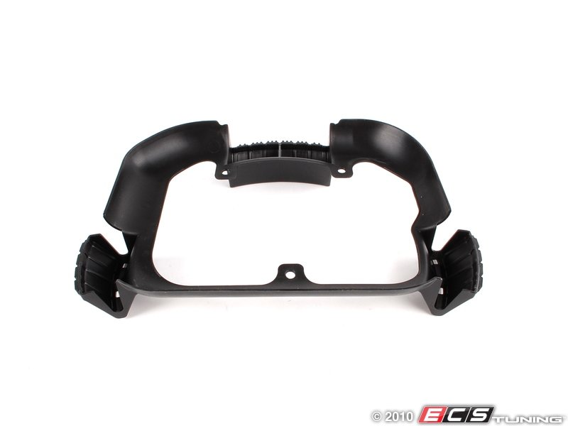 Genuine BMW - 51713402101 - CENTER. RING (51-71-3-402-101)