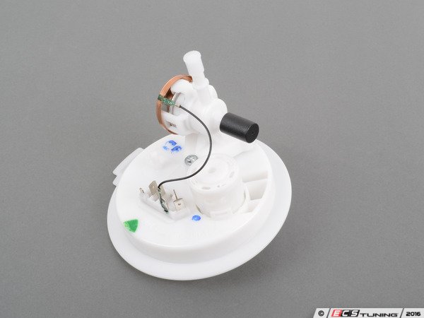 Continental - 95562084110 - Fuel Tank Flange With Pressure Regulator