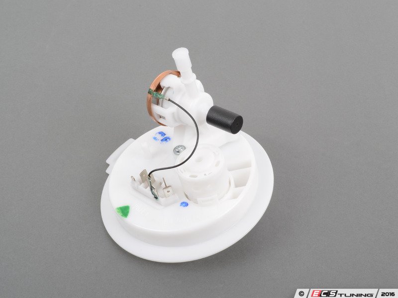 Continental - 95562084110 - Fuel Tank Flange With Pressure Regulator