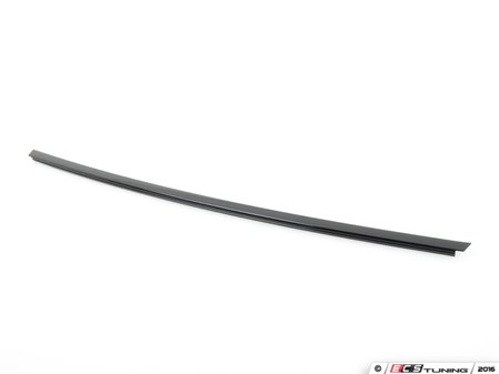 Genuine BMW - 51357335678 - COVER, WINDOW FRAME, RIGHT R (51-35-7-335-678)