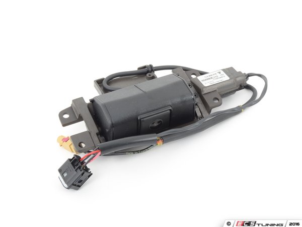 Genuine Porsche - 9556452901X - Remanufactured Reversing Camera Module
