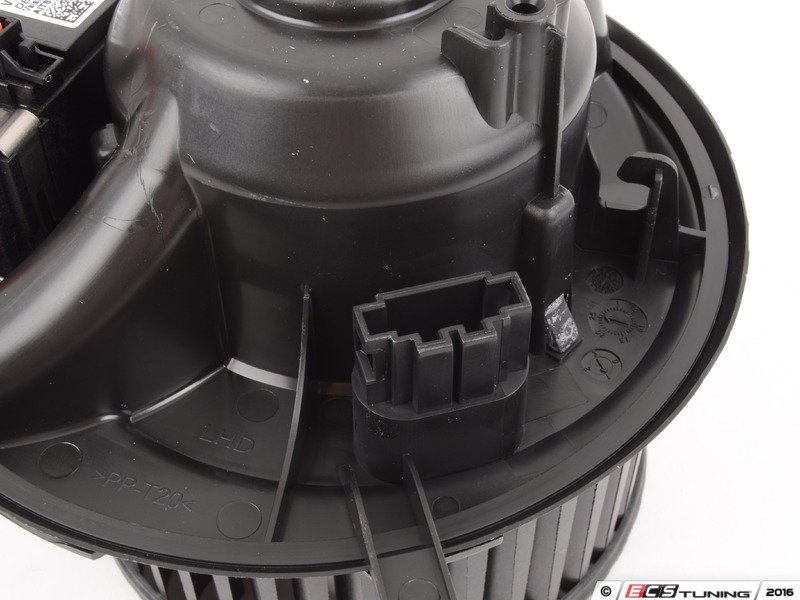 Genuine Volkswagen Audi - 561820015E - Blower Motor (561 820 015 E)