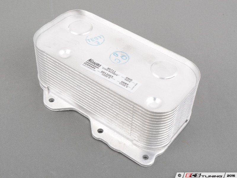 Nissens - 077117021Q - Oil Cooler