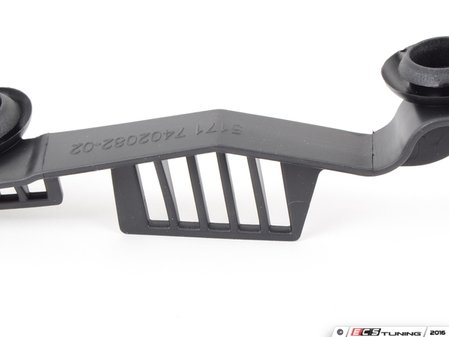 Genuine BMW - 51717402082 - LEAF GRILL, RIGHT (51-71-7-402-082)