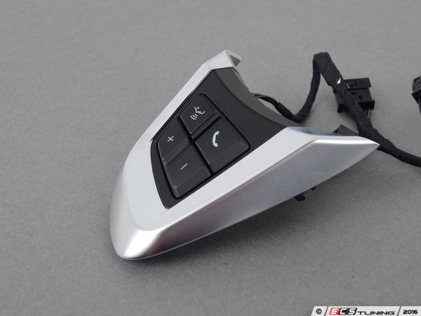 Genuine BMW - 32306799746 - SET OF MULTIFUNCTION (32-30-6-799-746)