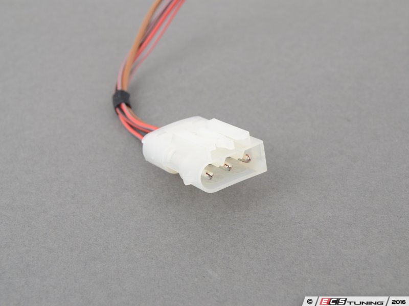 Genuine BMW - 61346977675 - Cigarette lighter socket (61-34-6-977-675)