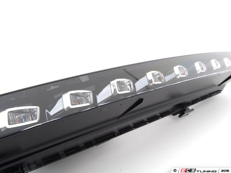 Genuine Volkswagen Audi - 4L0953041D - Front Turn Signal - Left (4L0 ...