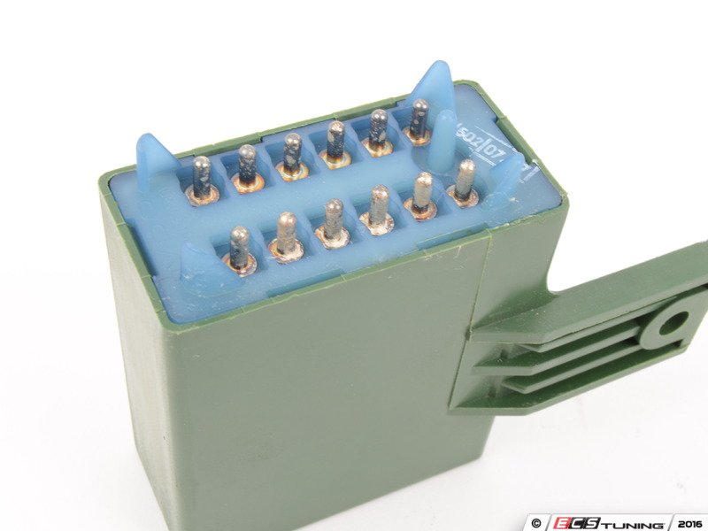 Genuine BMW - 13411286134 - Idle Control Module (13-41-1-286-134)