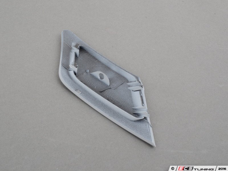 Genuine Mercedes Benz - 2098850626 - FLAP