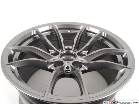 Genuine BMW - 36112284751 - F80 M3 18" V-spoke Style 513M wheel ...