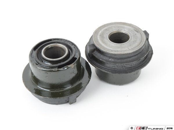 URO - 2103300475 - Control Arm Bushing Kit