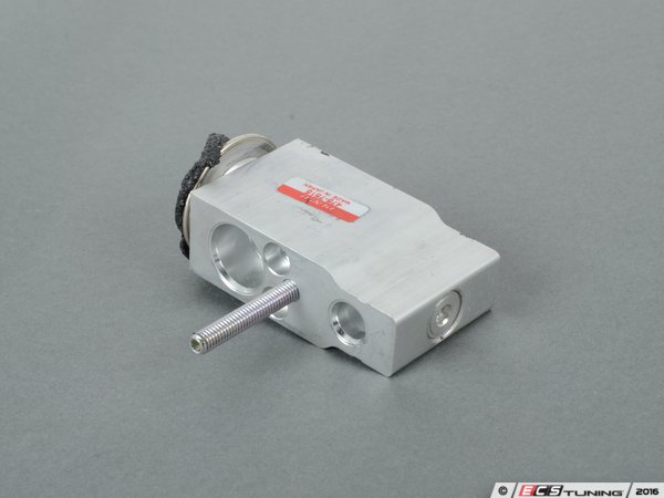 Denso - 1638300084 - A/C Expansion Valve - Priced Each