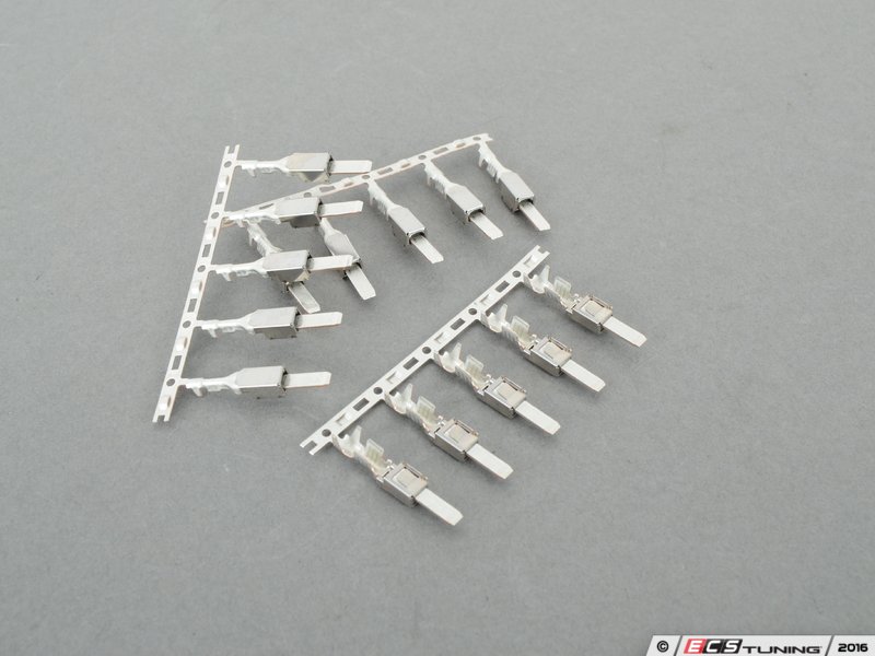 Genuine BMW - 61132360044 - Repair Kit for Socket Housing (61-13-2-360-044)