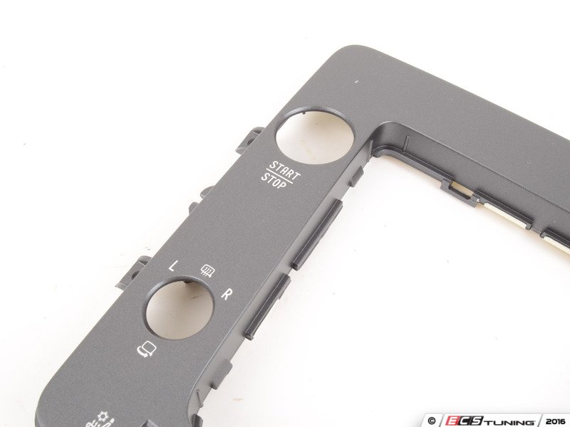 Genuine Volkswagen Audi - 3D1857747CG5W8 - TRIM (3D1 857 747 CG 5W8)