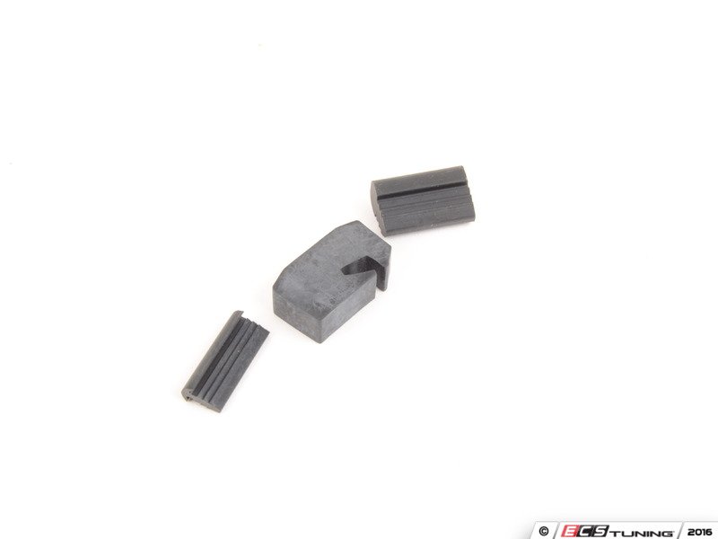 Genuine BMW - 63217207500 - Rear Light Gasket - Right (63-21-7-207-500)