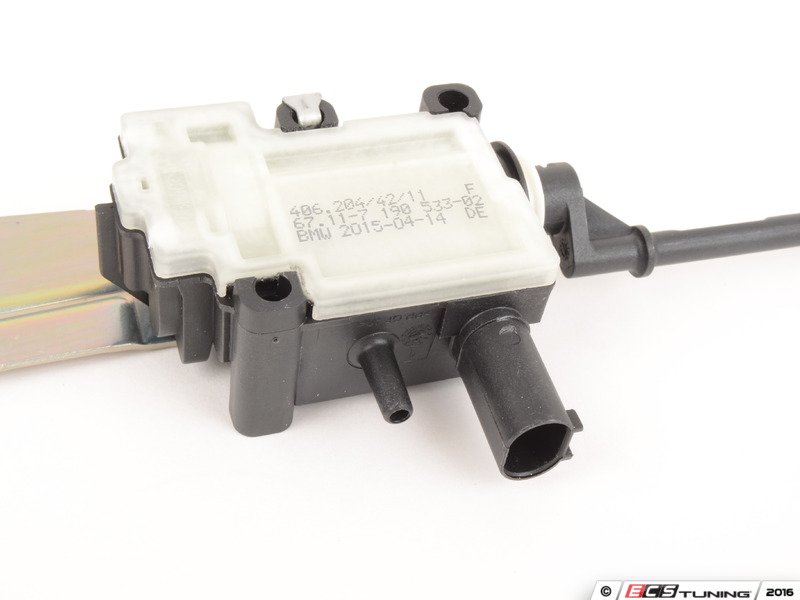 Genuine BMW - 67117190533 - Filler Flap Actuator (67-11-7-190-533)