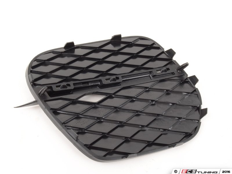 Genuine BMW - 51117222860 - CLOSED GRID, RIGHT (51-11-7-222-860)