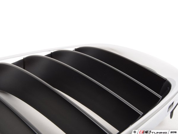 Genuine BMW - 51112993305 - Front Grille - Left (51-11-2-993-305)