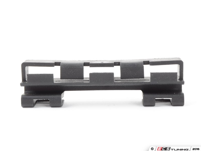 Genuine Mercedes Benz - 1249888878 - CLIP