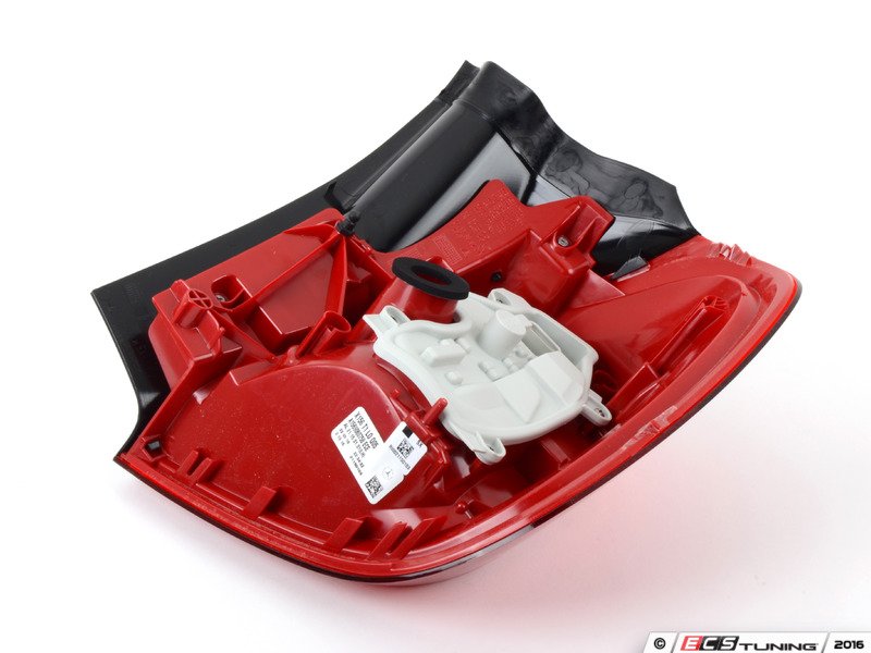 Genuine Mercedes Benz - 1569060758 - REAR LAMP