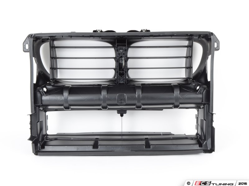 Genuine BMW - 51747187290 - Air Duct (51-74-7-187-290)