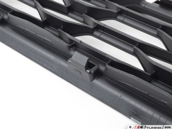 Genuine BMW - 51117301564 - GRID, CENTER (51-11-7-301-564)