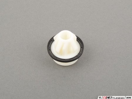 Genuine Mercedes Benz - 0009917398 - CLIP