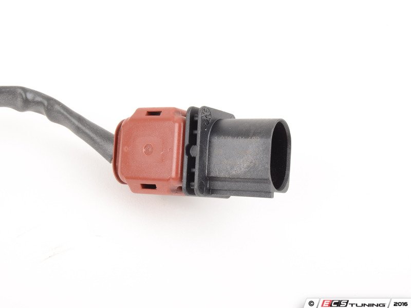 Genuine Porsche - 95560612930 - OEM Pre-Catalyst Oxygen Sensor - Priced ...
