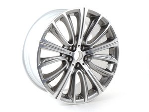 BMW G11 745e xDrive B58 3.0L OEM Alloy Wheels - ECS Tuning