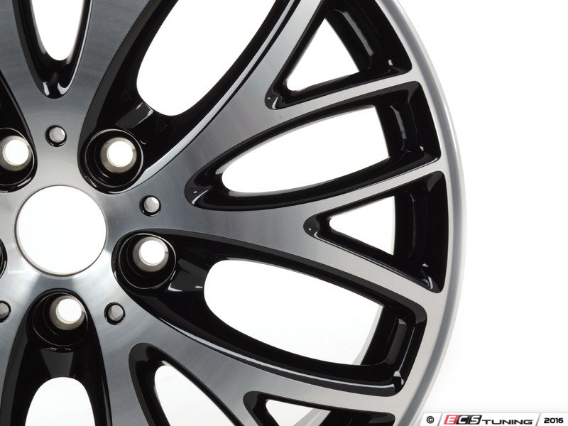 Genuine MINI - 36116855102 - 506 MINI JCW BBK Cross Spoke Wheel 18 ...