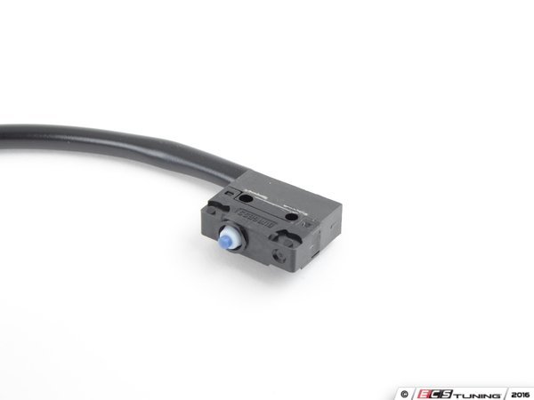 Genuine BMW - 61311383199 - MICRO SWITCH (61-31-1-383-199)