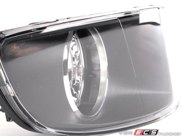 Genuine BMW - 63176937466 - Fog Light - Right (63-17-6-937-466)