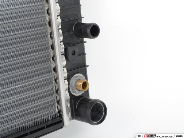 Genuine Mercedes Benz - 2025002203 - RADIATOR
