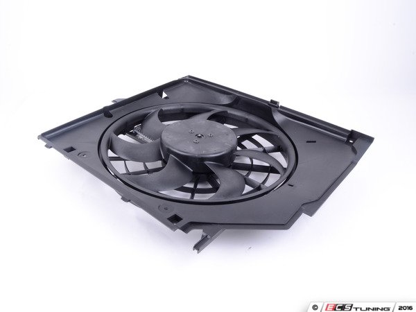 URO - 17117561757 - Auxiliary Cooling Fan Assembly
