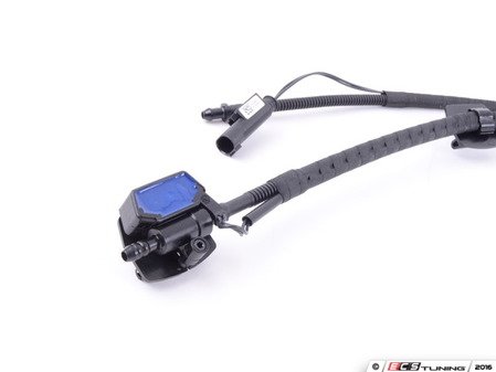 Genuine BMW - 61667275171 - Windshield Wiper Fluid Nozzle (61-66-7-275-171)