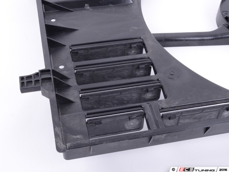 Genuine Volkswagen Audi - 5Q0121205AQ - Fan Shroud (5Q0 121 205 AQ)